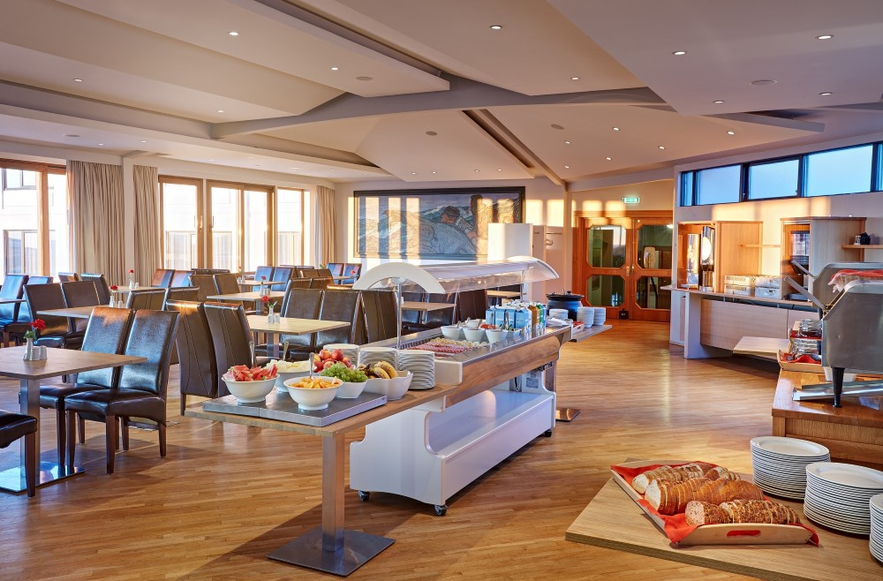 Restaurants Open on Christmas in Reykjavik | Guide to Iceland