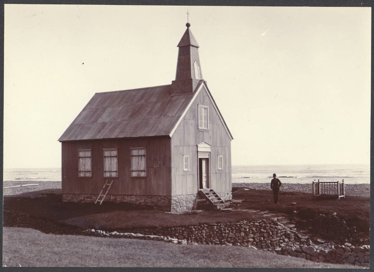 Strandarkirkja Church | Guide to Iceland