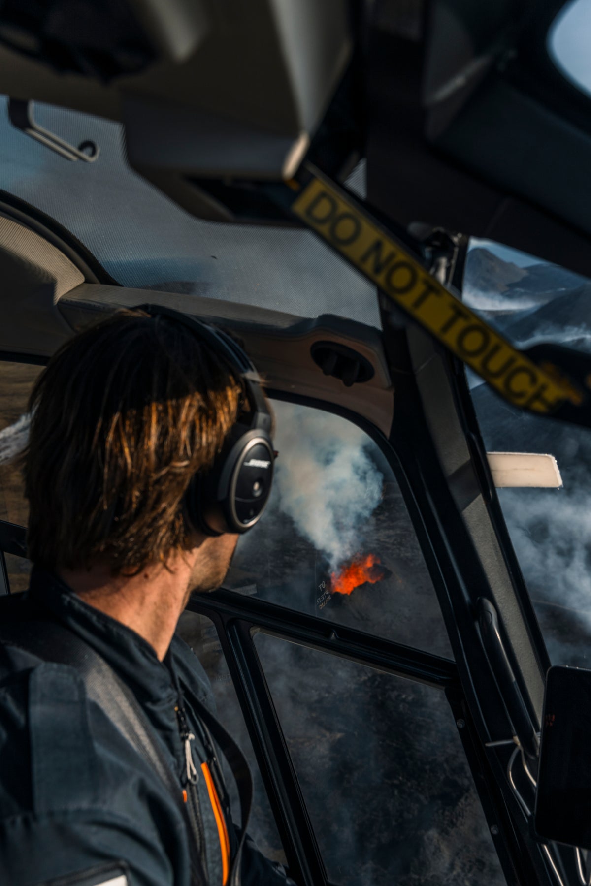 Exhilarating 35-Minute Helicopter Tour to the Volcanic Lava Fields from ...