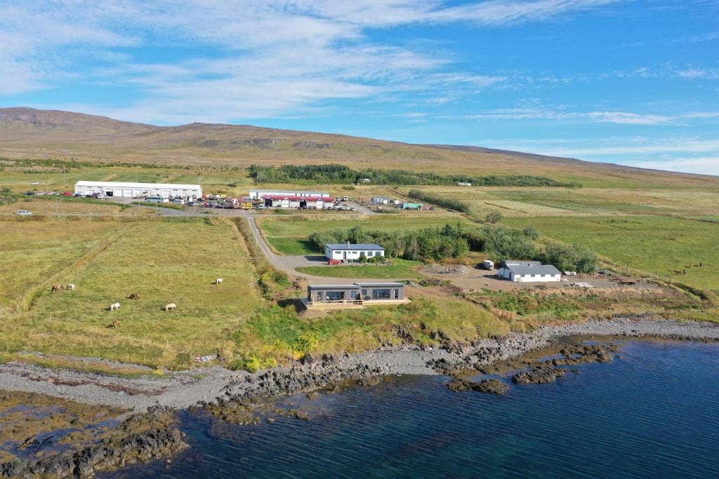 Eyri Seaside Houses | 2025 年のベストプライス | Guide to Iceland