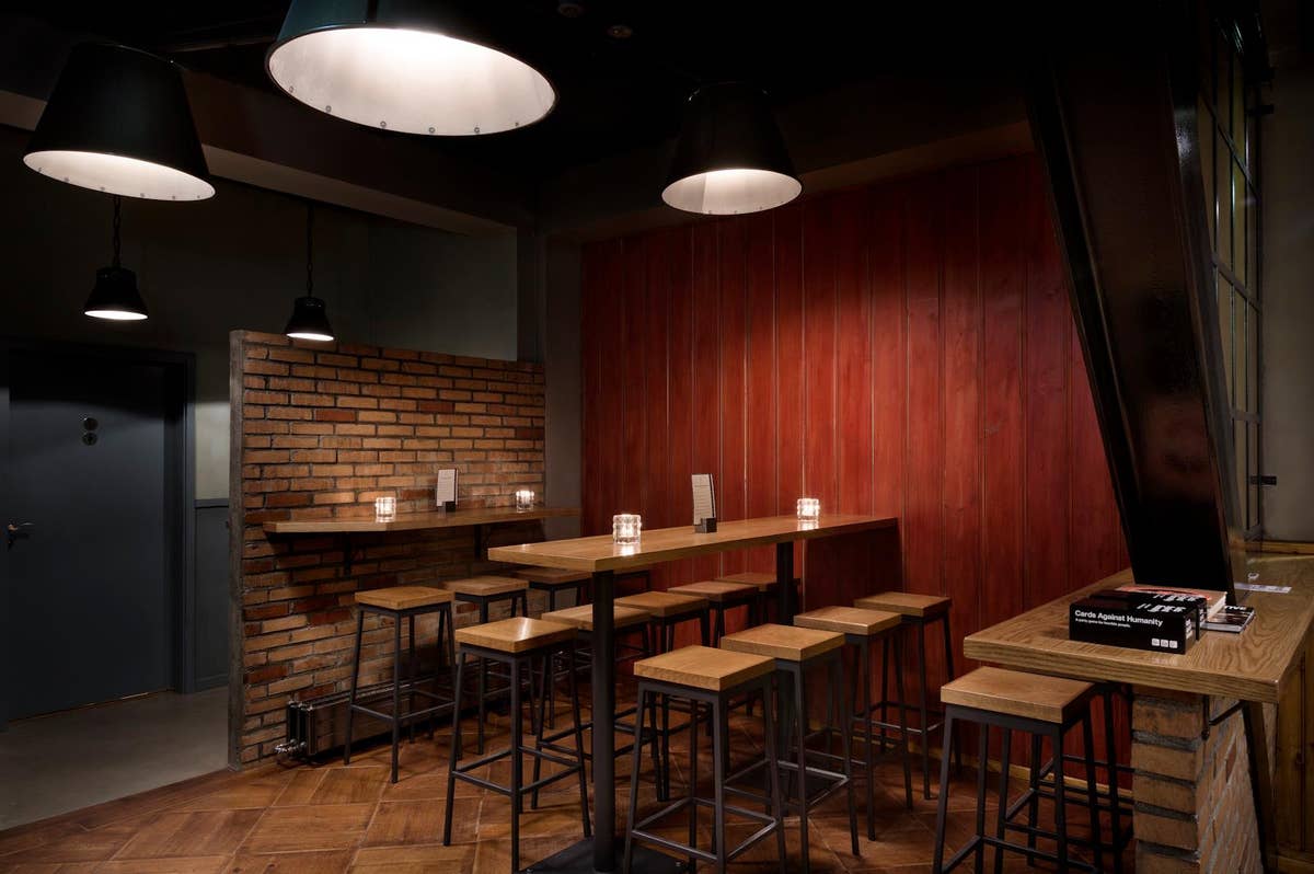 Skúli Craft Bar Travel Guide | Guide to Iceland
