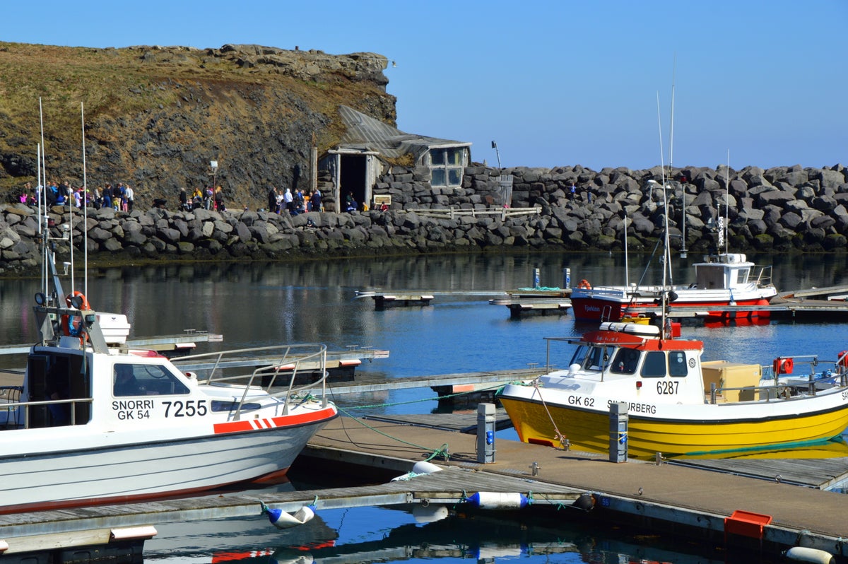 The gentle Giantess in the Cave in Keflavík in SW-Iceland - Skessan í ...