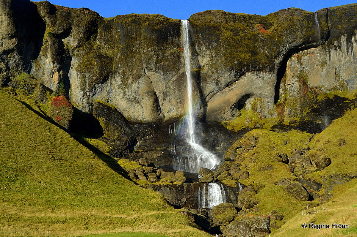 The beautiful Waterfall Foss á Síðu and the Dwarfs in Dverghamrar ...
