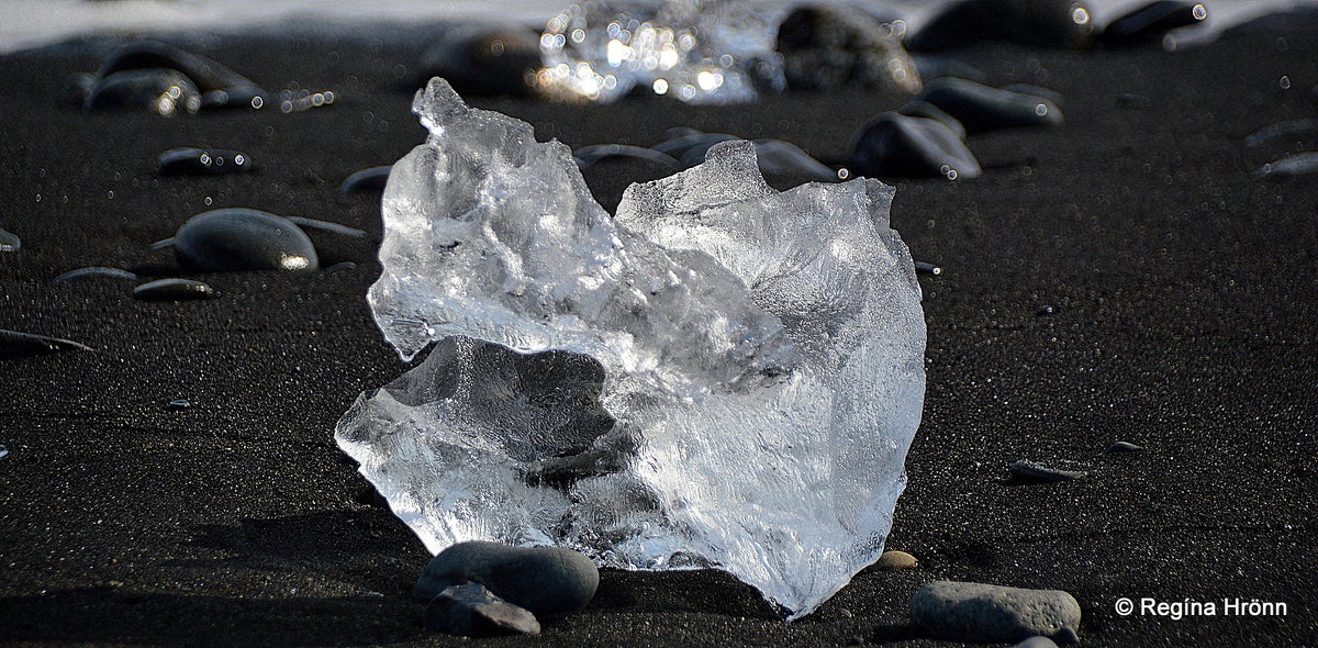 Iceland Has Got a sparkling Ice Diamond Beach on Breiðamerkursandur ...