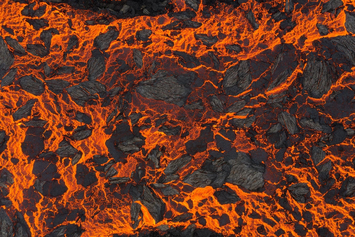 30-Minute Sightseeing Helicopter Tour by Lava Formations in the ...