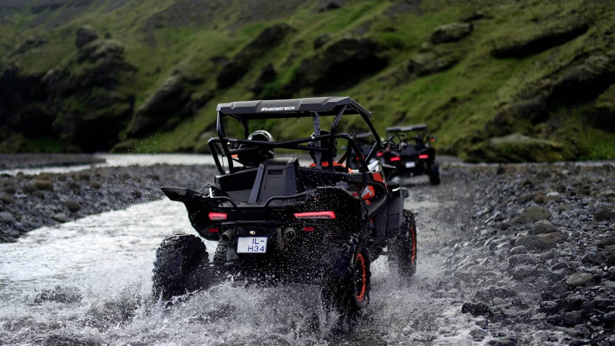 Emozionante tour in buggy, 3 ore tra le montagne dell’Islanda del sud ...