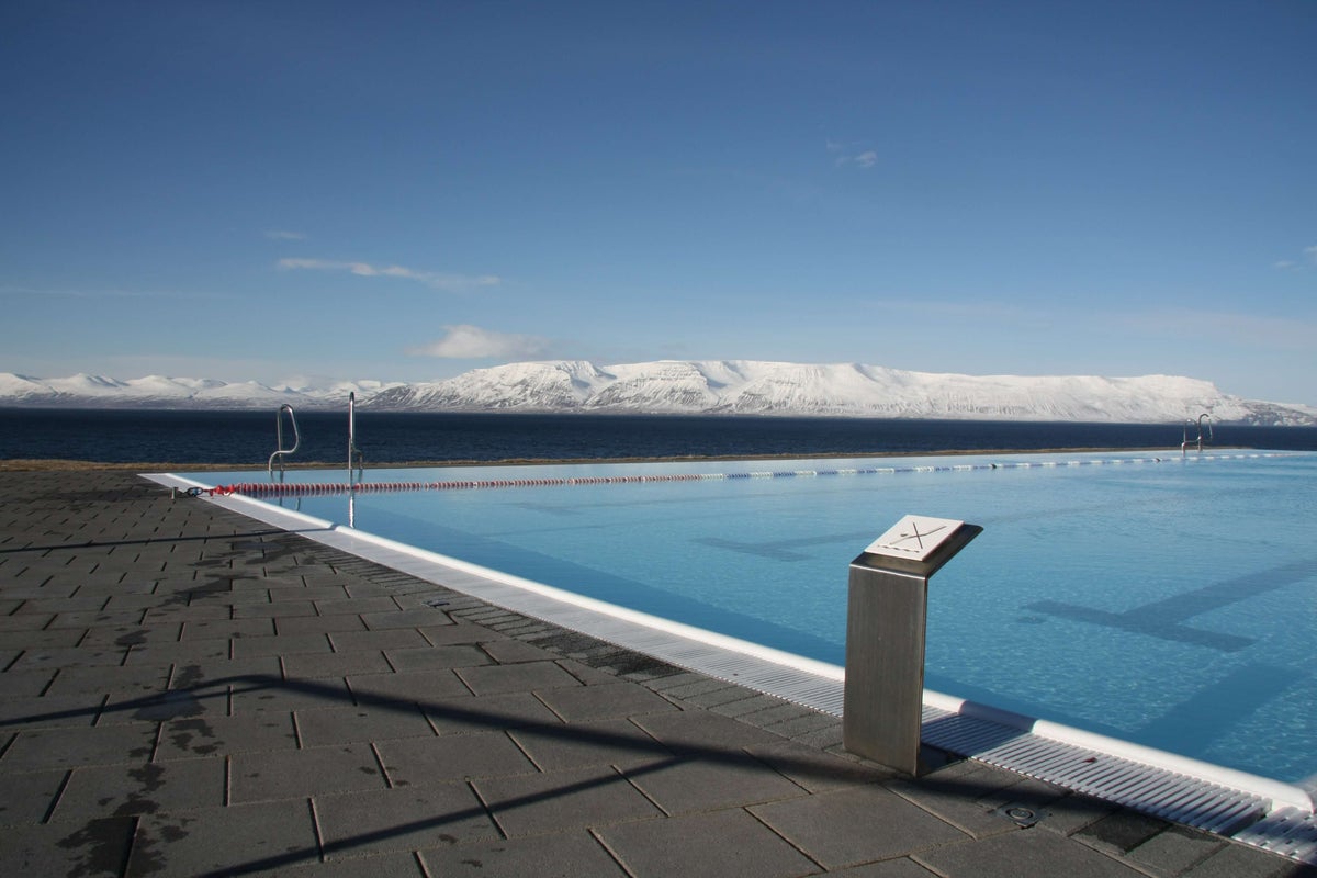 Hofsos Swimming Pool | Guide to Iceland